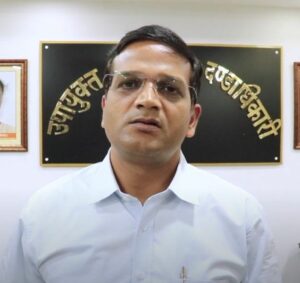 Chhavi Ranjan (IAS) Age, Wife, Children, Family, Biography & More ...