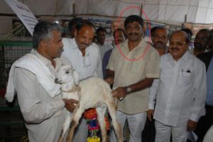 D. K. Suresh Age, Caste, Wife, Children, Family, Biography & More ...