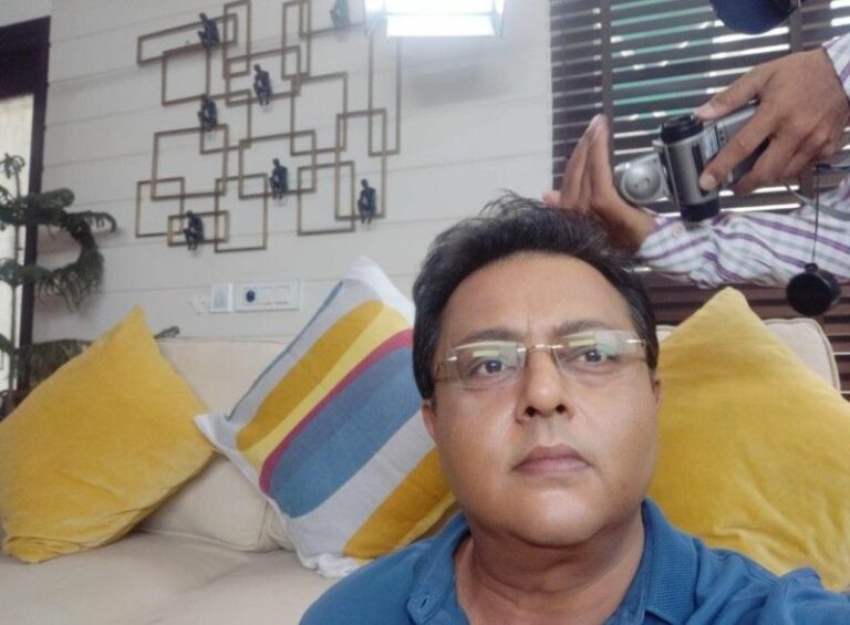 Nitesh Pandey Age, Death, Wife, Family, Biography & More » StarsUnfolded