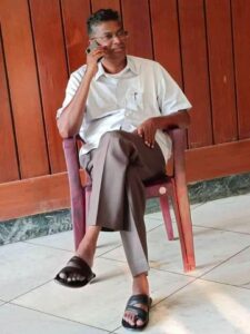 Satish Jarkiholi Age, Caste, Wife, Children, Family, Biography & More ...