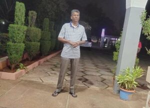 Satish Jarkiholi Age, Caste, Wife, Children, Family, Biography & More ...