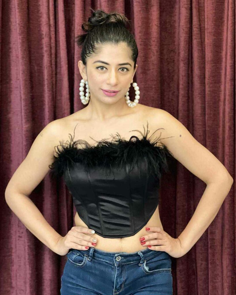 Snehal Rai Height, Age, Husband, Family, Biography & More » StarsUnfolded