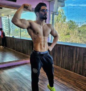 Siwet Tomar (MTV Roadies19) Age, Girlfriend, Family, Biography & More ...