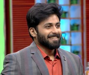 Ashwin Kumar Lakshmikanthan Height, Age, Girlfriend, Wife, Family ...