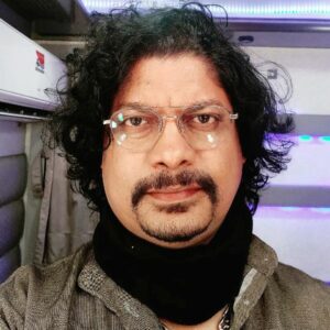 Hemant Mahaur Age, Wife, Family, Biography & More » StarsUnfolded