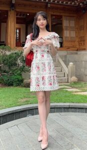 IU (singer) Height, Age, Boyfriend, Family, Biography & More ...