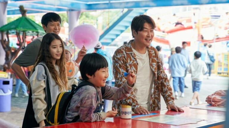 IU (singer) Height, Age, Boyfriend, Family, Biography & More ...