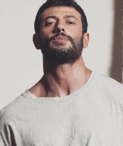 Jad Hadid (Bigg Boss OTT 2) Height, Age, Girlfriend, Wife, Children ...