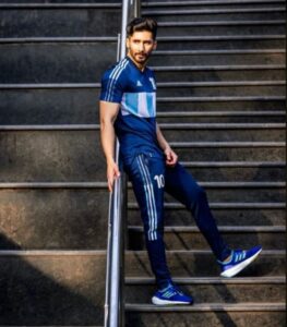 Siwet Tomar (MTV Roadies19) Age, Girlfriend, Family, Biography & More ...
