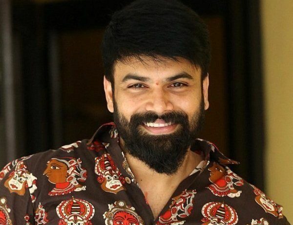 Ashwin Babu Age, Girlfriend, Family, Biography & More » StarsUnfolded