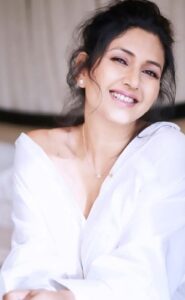 Deepti Bhatnagar Height, Age, Husband, Family, Biography & More ...
