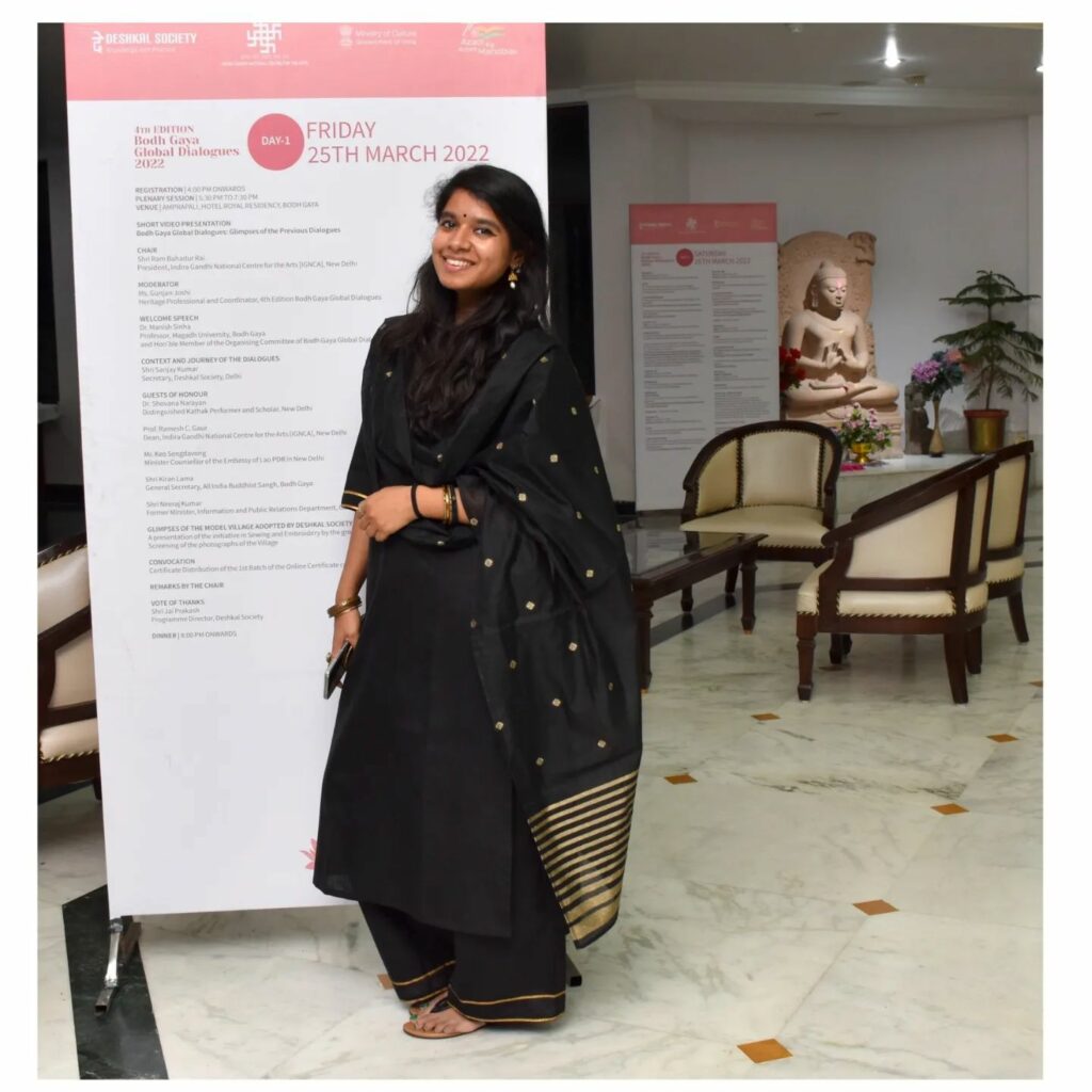 Manjari Joshi Age, Husband, Family, Biography & More » StarsUnfolded