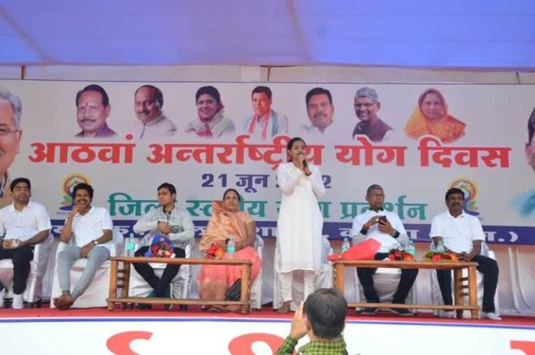 Ranu Sahu (IAS) Age, Caste, Husband, Children, Family, Biography & More ...