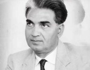 Kamal Amrohi Age, Death, Wife, Children, Family, Biography & More ...