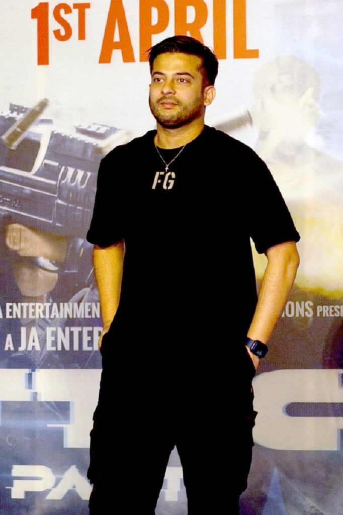 Lakshya Raj Anand Age, Girlfriend, Family, Biography & More » StarsUnfolded