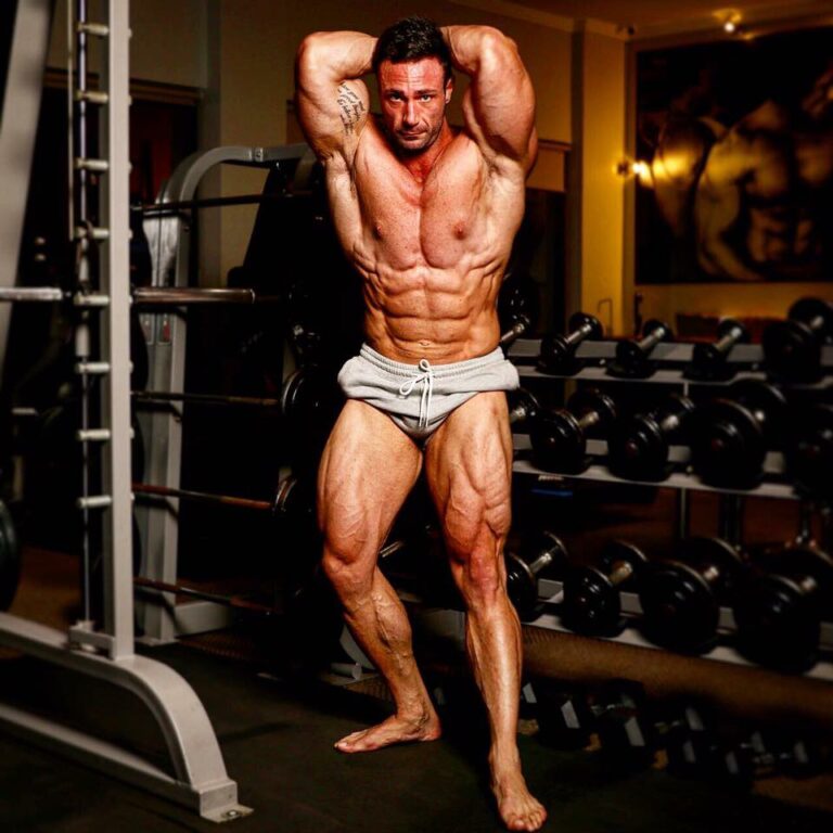 Noel Deyzel Height, Age, Girlfriend, Family, Biography & More » StarsUnfolded