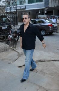 Ravi Behl Age, Wife, Children, Family, Biography & More » StarsUnfolded