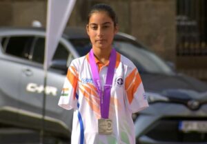 Sheetal Devi (Archer) Height, Age, Family, Biography » StarsUnfolded