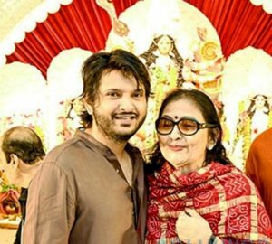 Sumit Kumar (Kishore Kumar’ Son) Age, Wife, Family, Biography & More » StarsUnfolded