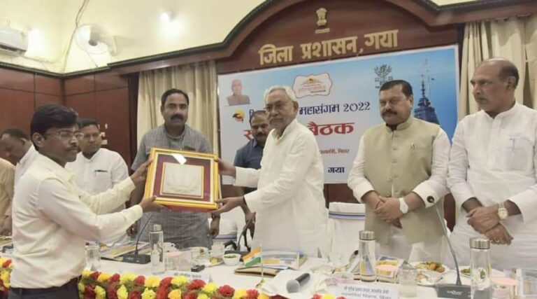 Surendra Prasad Yadav Age, Wife, Children, Family, Biography & More ...