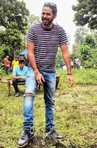 Mayank Dixit Age, Wife, Family, Biogrpahy & More » StarsUnfolded