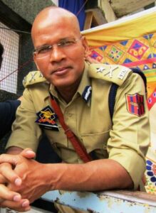 Basant Rath (IPS) Age, Wife, Family, Biography & More » StarsUnfolded