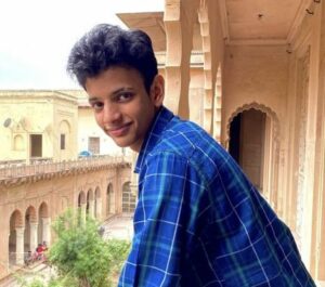 Aarush Varma Age, Girlfriend, Family, Biography & More » StarsUnfolded