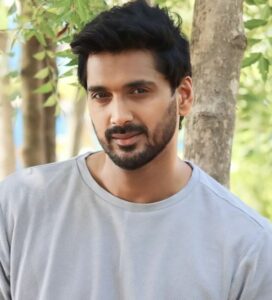 Arnav (TV Actor) Height, Age, Girlfriend, Wife, Children, Family ...