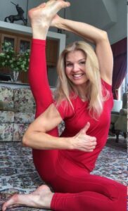 Dana Glowacka Height, Age, Husband, Family, Biography & More ...