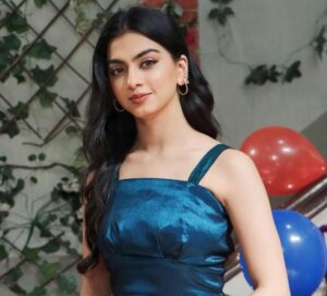 Garvita Sadhwani Age, Boyfriend, Family, Biography & More » StarsUnfolded