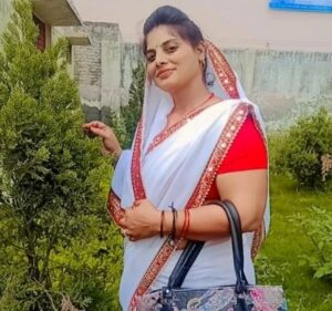 Mithilesh Bhati Age, Caste, Husband, Family, Biography & More ...