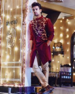 Samarth Jurel (Bigg Boss) Height, Age, Girlfriend, Family, Biography ...