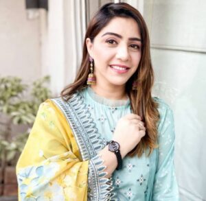 Shajiaa Niazi (Junaid Niazi's Wife) Height, Age, Children, Family, Biography & More » StarsUnfolded