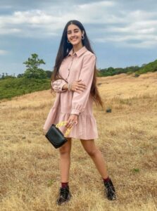 Simrat Kaur Height, Age, Boyfriend, Family, Biography & More ...