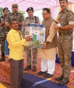 Vijay Darda Age, Wife, Children, Family, Biography & More » StarsUnfolded