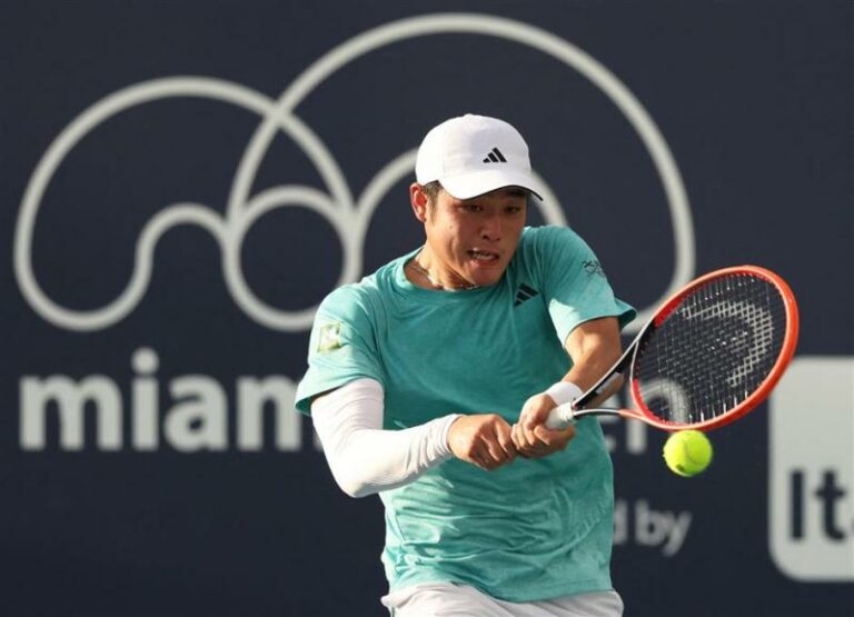 Wu Yibing Height, Age, Girlfriend, Family, Biography & More » StarsUnfolded