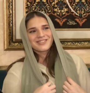 Ansha Afridi (Shaheen Afridi's Wife) Height, Age, Family, Biography ...