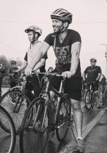 Arslan Khan (Pakistani Actor) Height, Age, Wife, Family, Biography ...