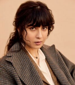 Divya Dwivedi Height, Age, Husband, Family, Biography & More ...