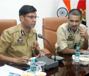 Mukesh Singh (IPS) Age, Wife, Family, Biography & More » StarsUnfolded