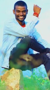 Pallavi Prashanth Height, Age, Wife, Children, Family, Biography & More » StarsUnfolded