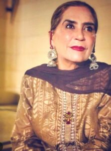 Parveen Akbar (Faizan Sheikh's Mother) Age, Husband, Family, Biography ...