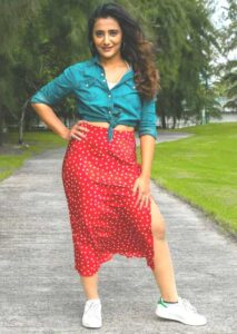 Rutuja Shinde Age, Husband, Family, Biography & More » StarsUnfolded