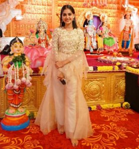 Anaswara Rajan Height, Age, Boyfriend, Family, Biography & More ...