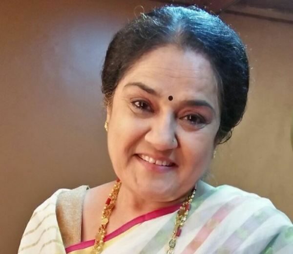 Bhairavi Vaidya Age, Death, Husband, Children, Family, Biography & More ...