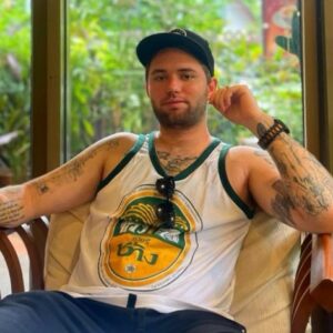 Drew Hicks Age, Wife, Family, Biography & More » StarsUnfolded