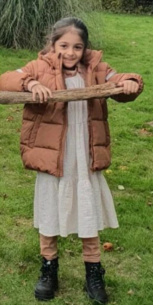 Iyal (Child Actor) Age, Family, Biography & More » StarsUnfolded