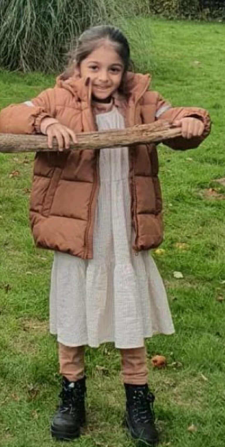 Iyal (Child Actor) Age, Family, Biography & More » StarsUnfolded