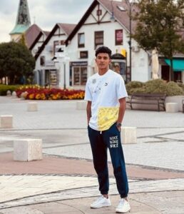 Rajesh Ramesh (Athlete) Wiki, Age, Girlfriend, Family, Biography & More ...