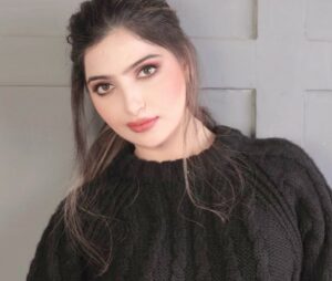 Sana Raees Khan (Bigg Boss) Age, Boyfriend, Family, Biography & More » StarsUnfolded